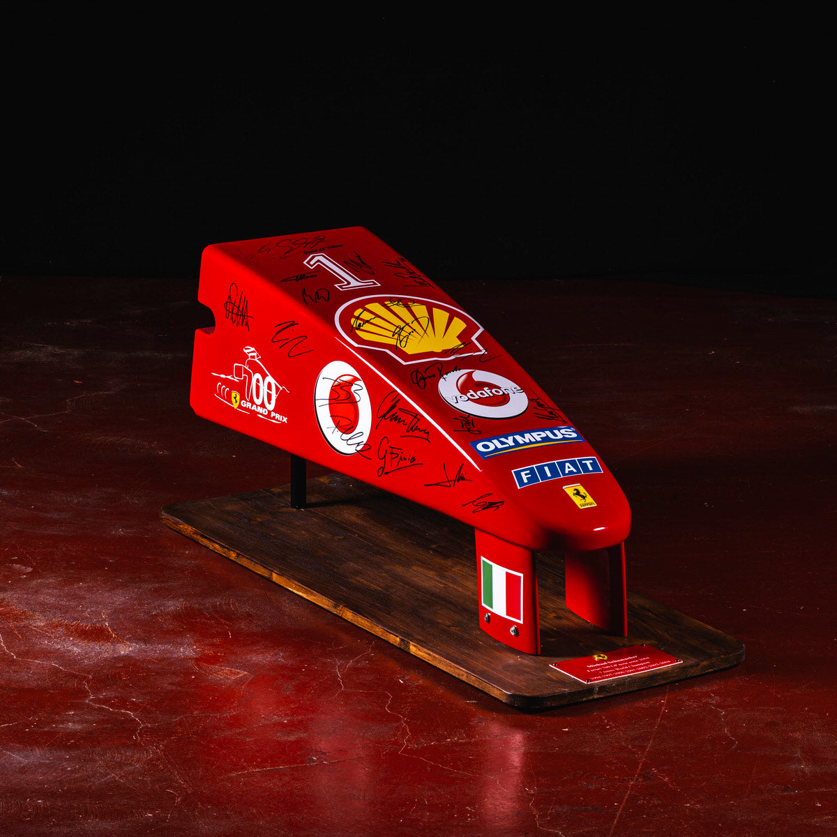 Ferrari F1 700 GP Signed Nose by Halmo – Halmo Automobilia
